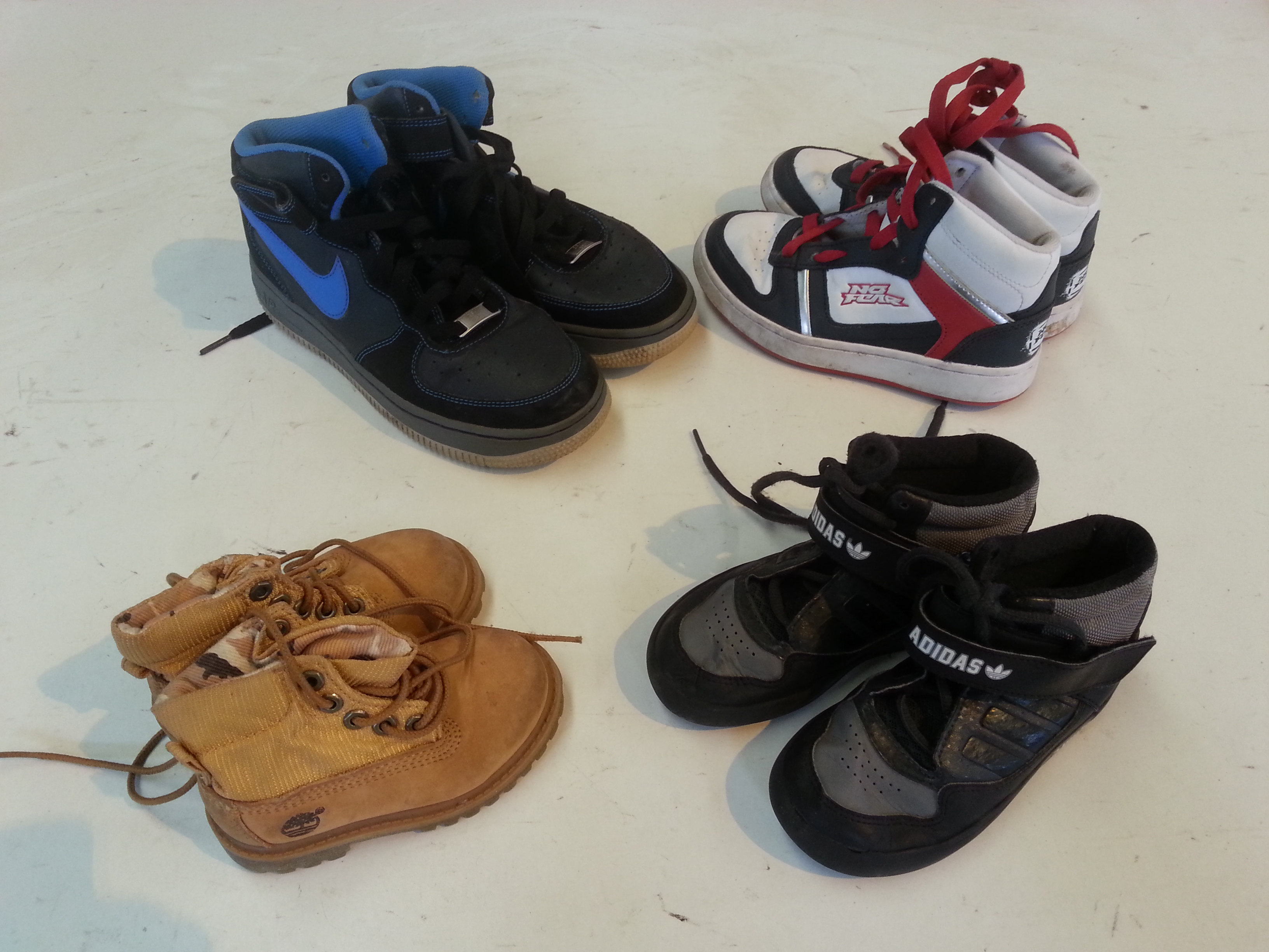 Footwear - Globale Trading